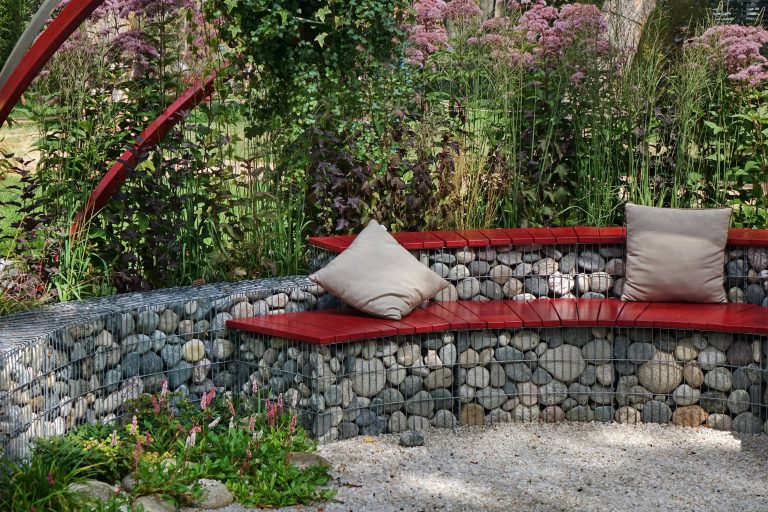 Transform Your Backyard Space With A Seating Wall - ALD